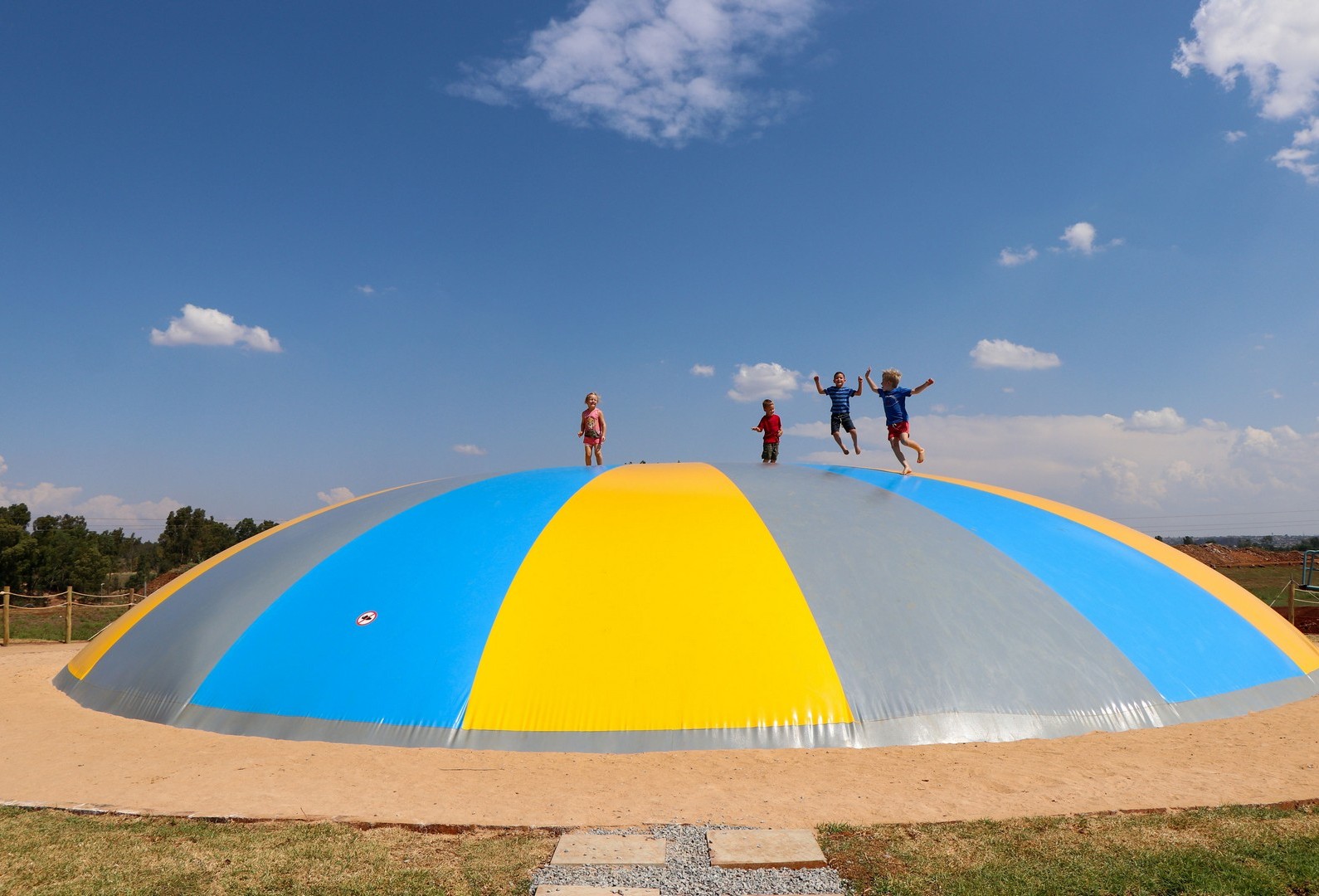 Play-Outdoor – Hyto Tyto